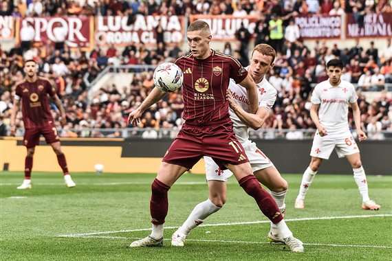 Гол Довбика приніс Ромі перемогу над Фіорентиною — football.ua