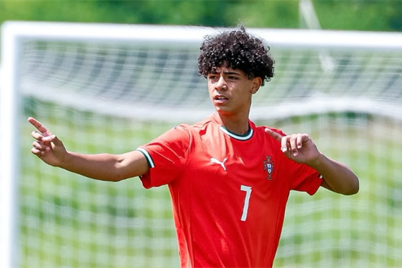 Кріштіану Роналду-молодший дебютував за збірну Португалії U-16 ...